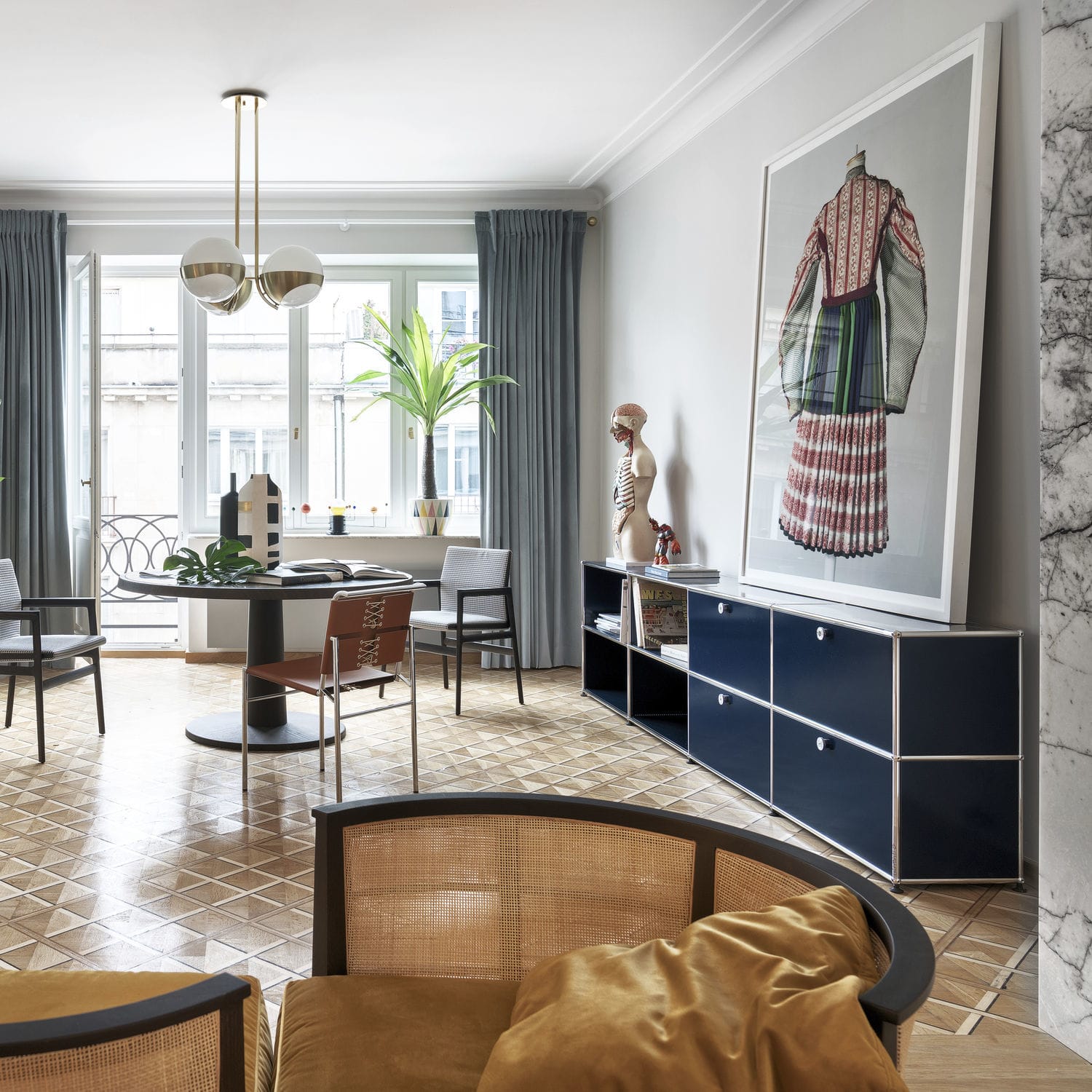 现代风格餐边柜 - USM Haller - USM Modular Furniture - 金属 / 定制 / 模块化