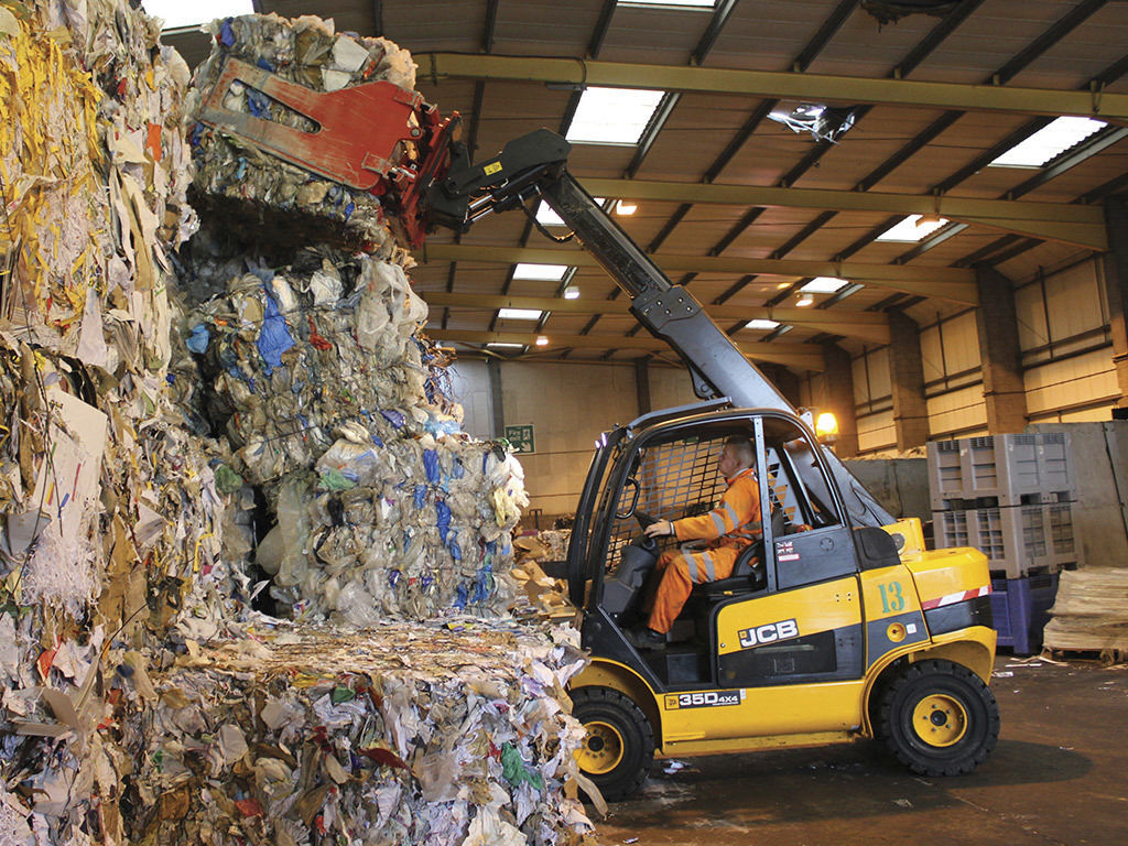 伸缩叉车 - TLT 35 - JCB Deutschland GmbH